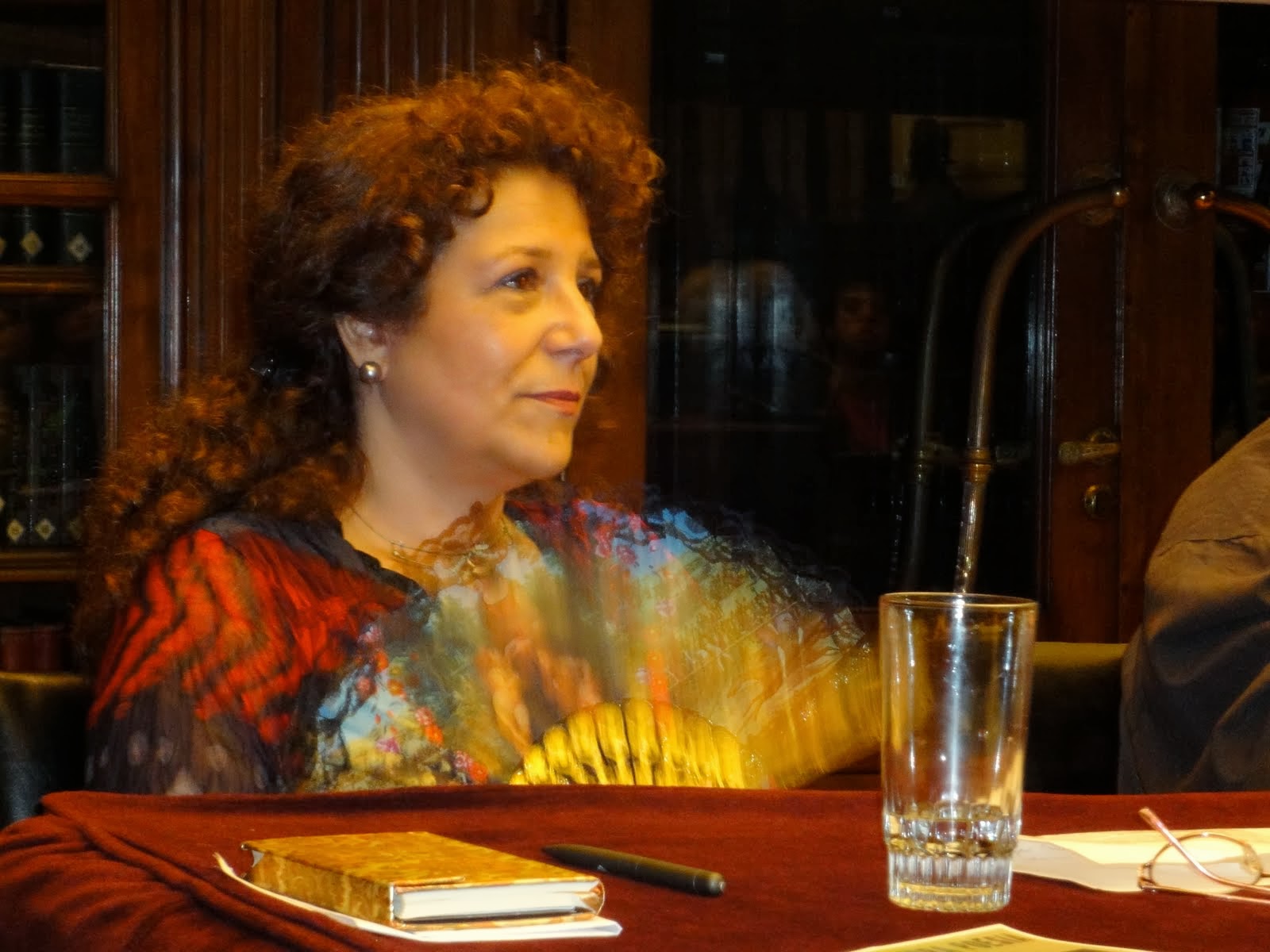 Lila Calderón desbordará su poesía en Pichilemu | Radio del Mar